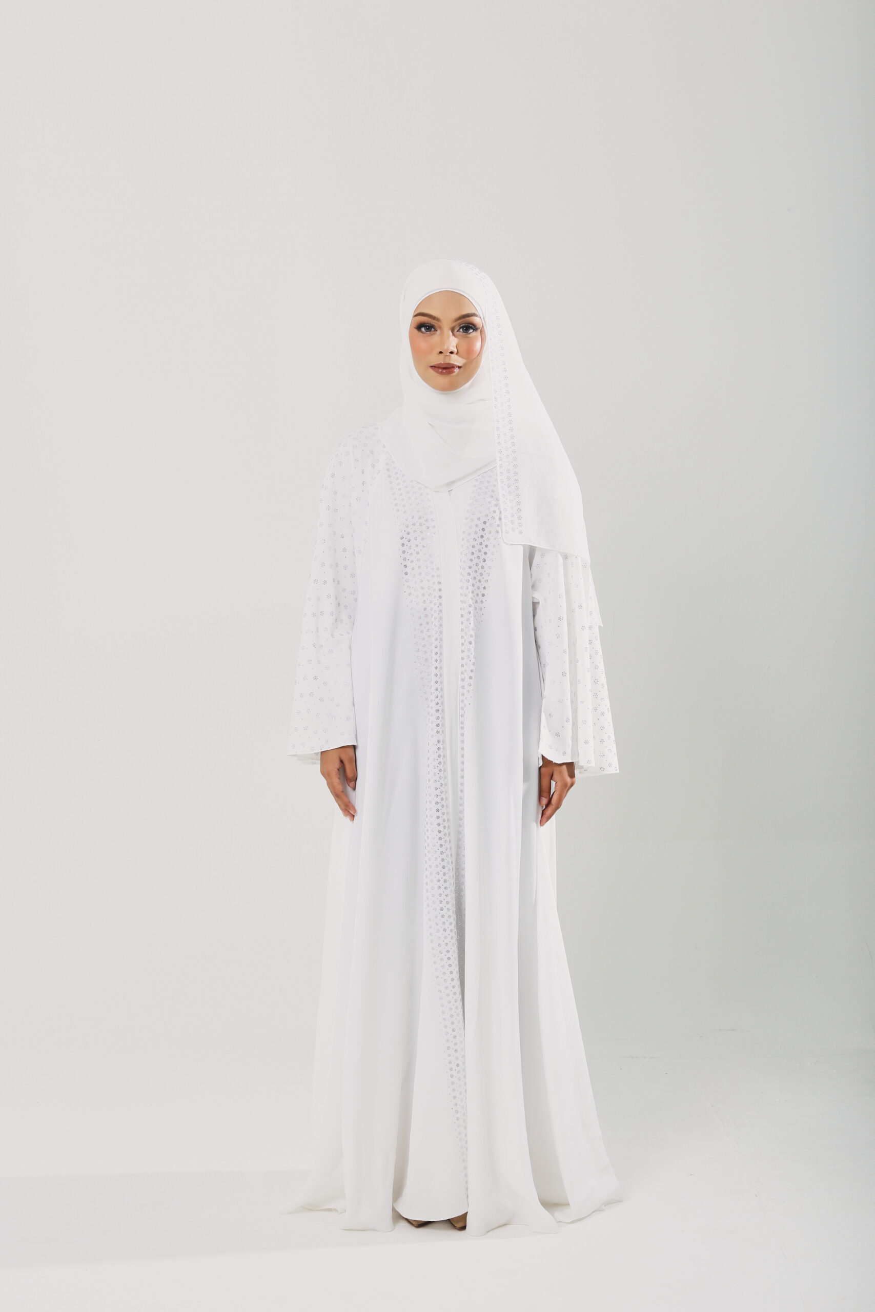ZAYRA ABAYA IN OFF WHITE - Lala Mislovy